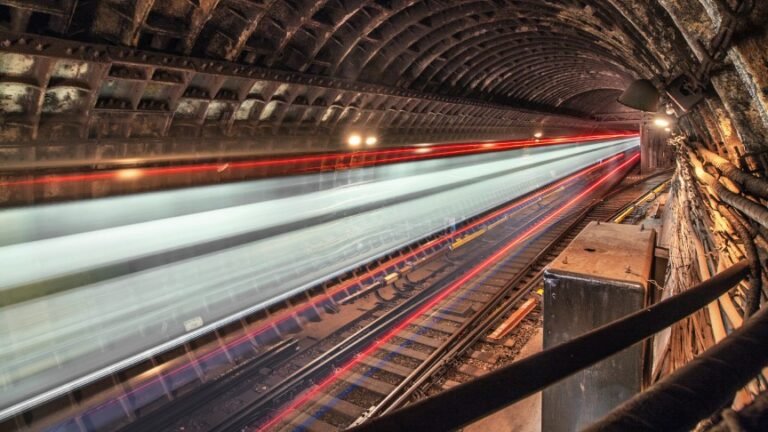Hitachi Rail invests C$100M+ in next gen urban rail signalling ...